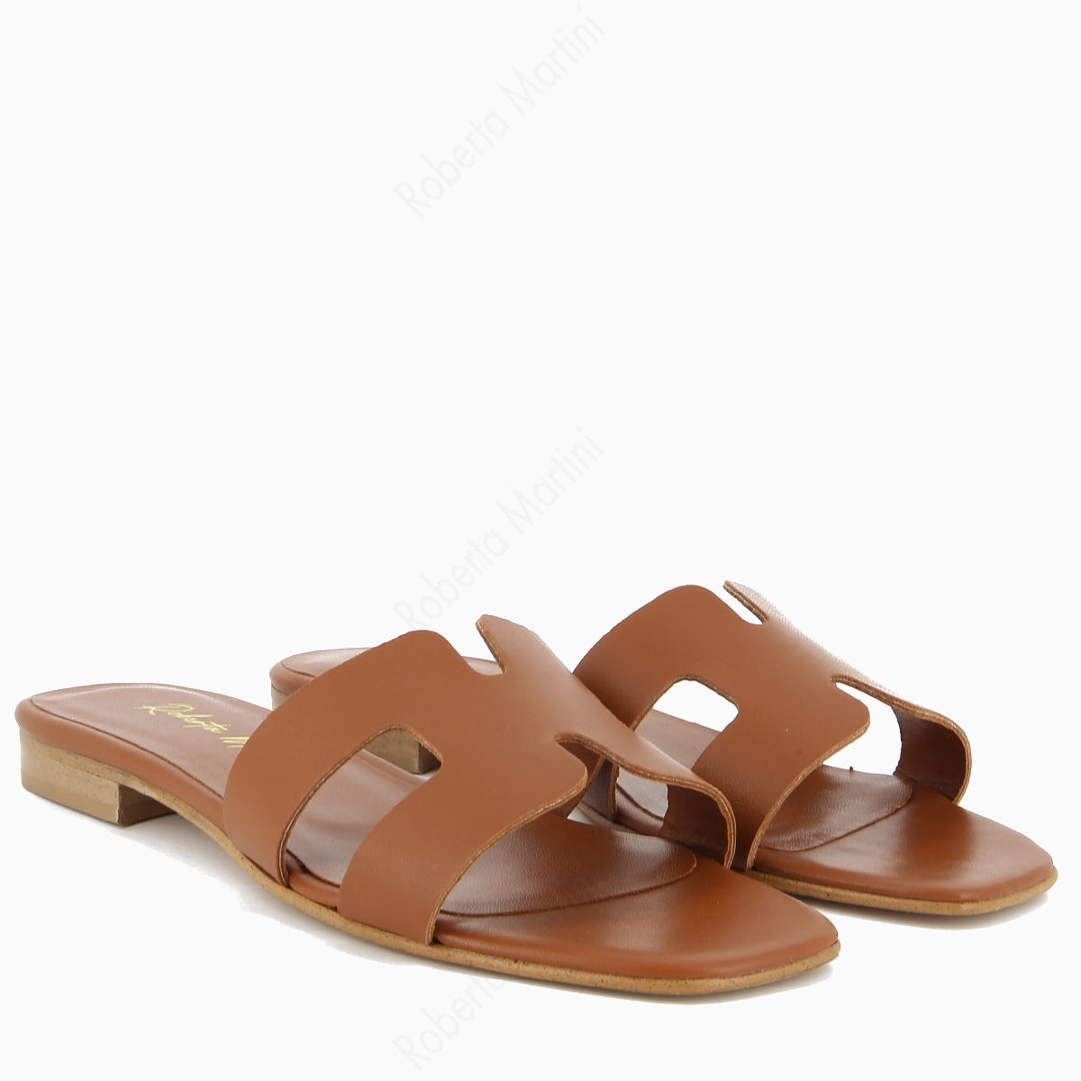 Paris Tan flat sandal | Roberta Martini Official Shop